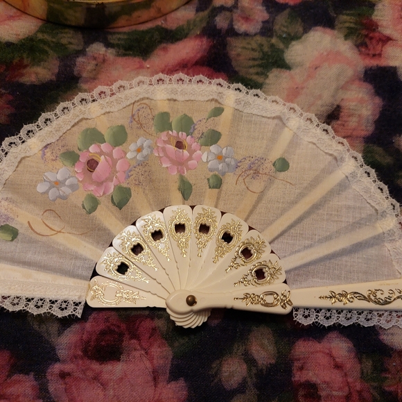 Vintage | Accents | Vintage Ladies Hand Fan | Poshmark
